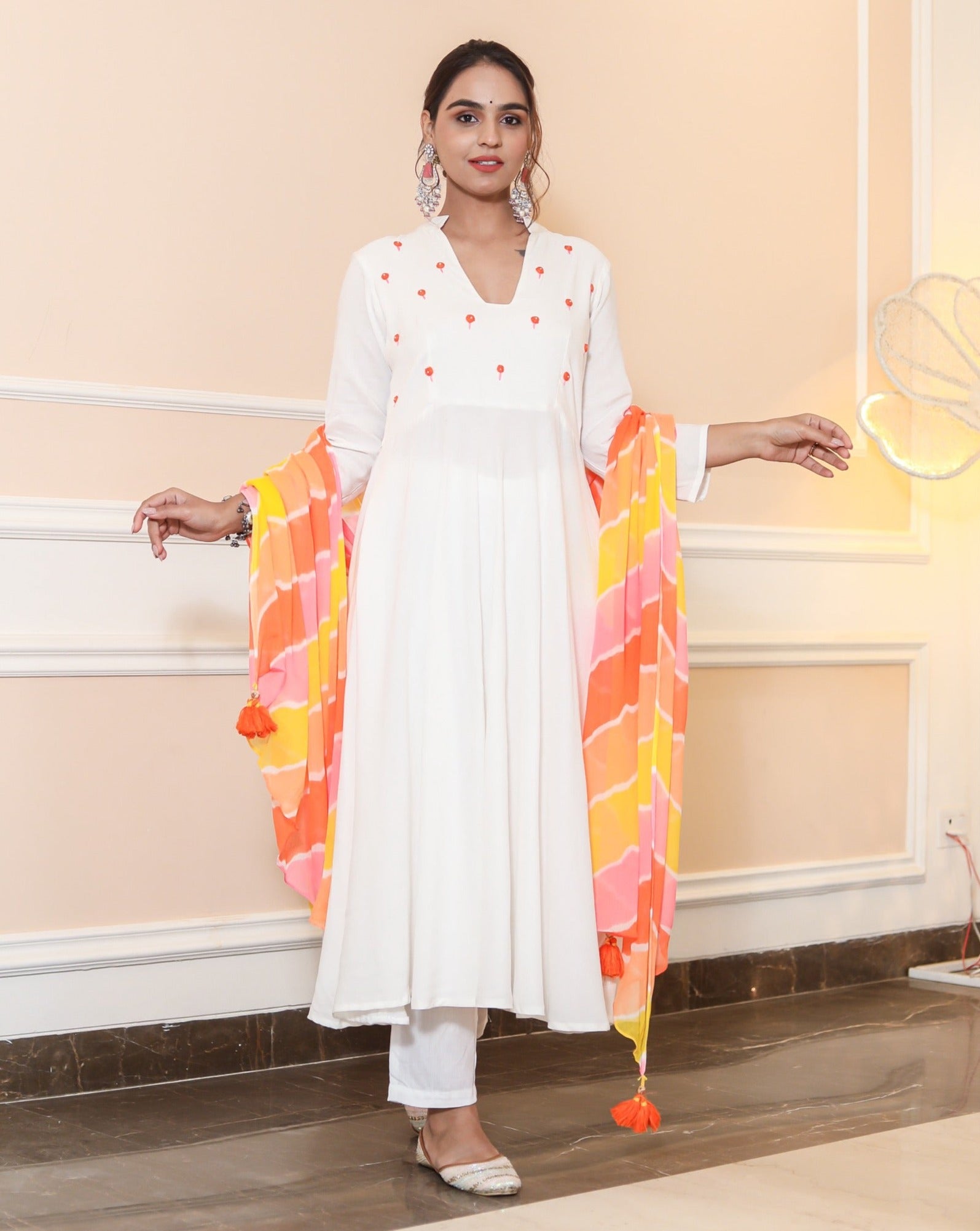 Gauri White Suit Set